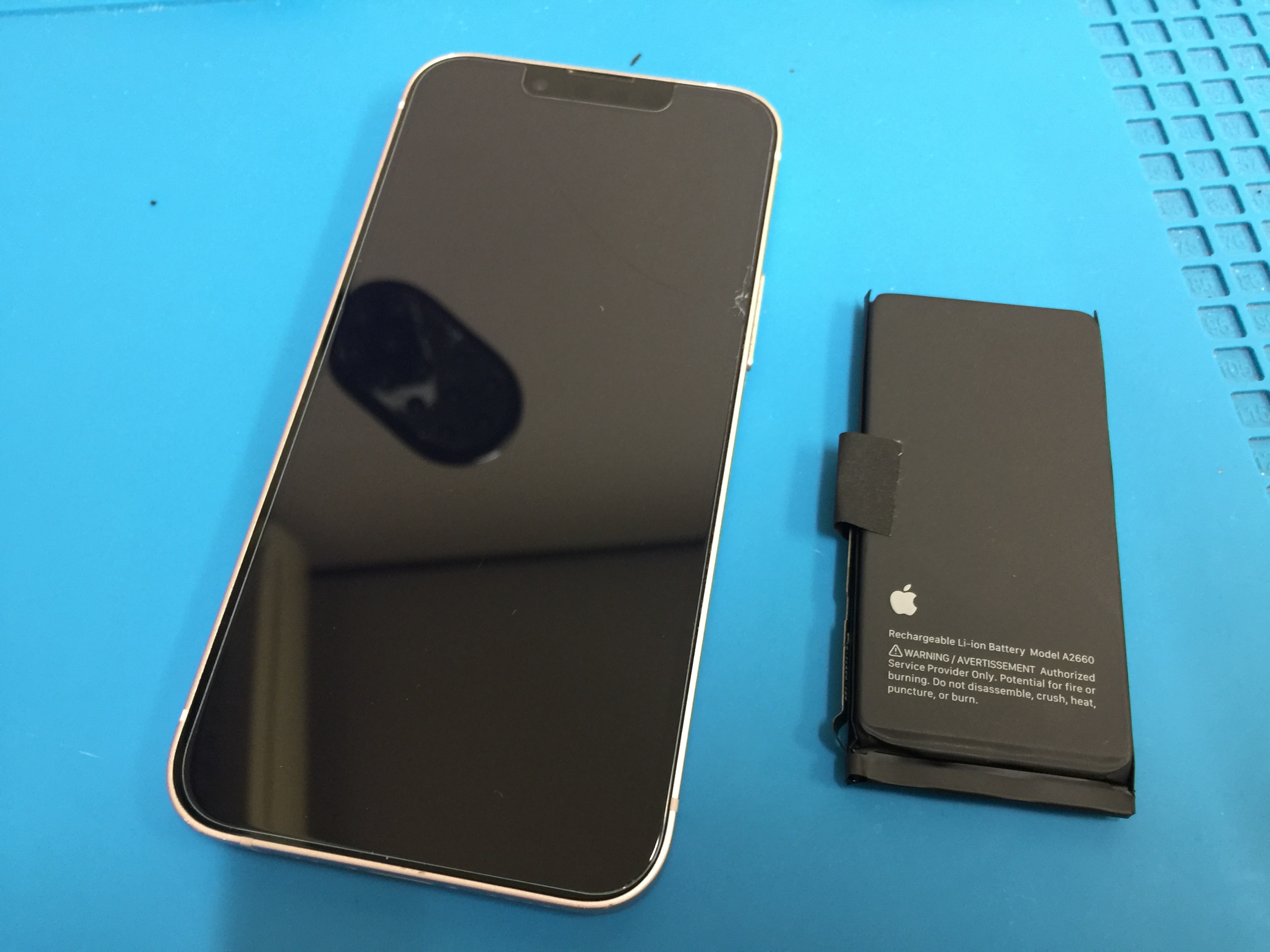 iPhone13miniのバッテリー交換 | iPhone・iPad・スマホ修理｜SmaFast大宮店